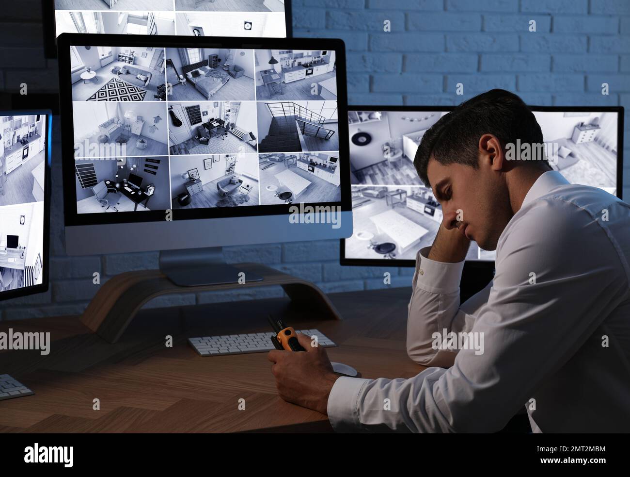 Police office monitors hi-res stock photography and images - Alamy