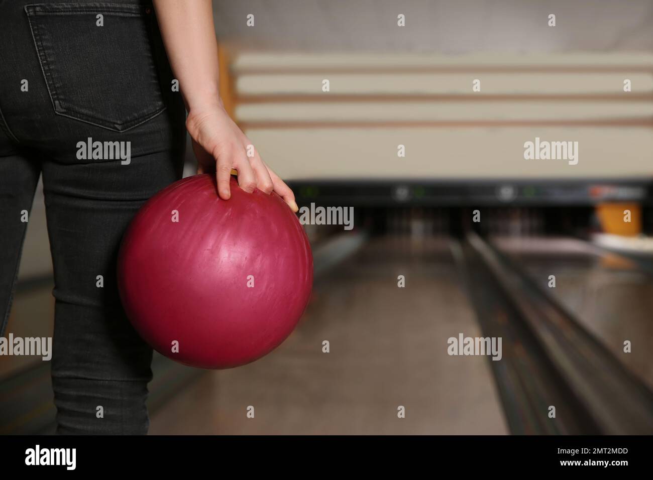 Throwing ball train hi-res stock photography and images - Alamy
