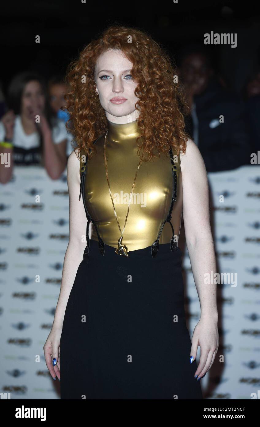 Jess glynne 2014 hi-res stock photography and images - Alamy