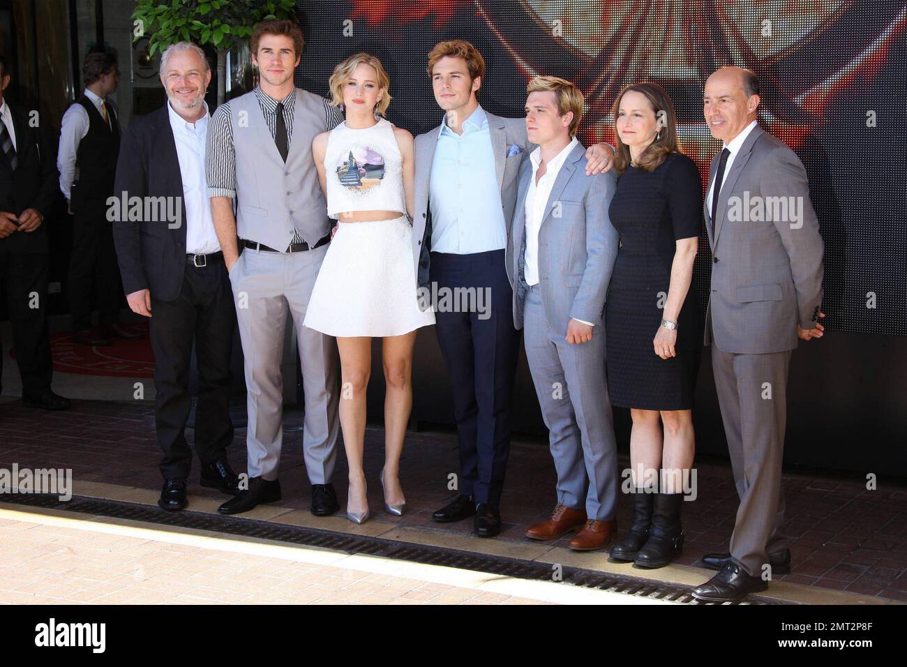 Francis Lawrence, Liam Hemsworth, Jennifer Lawrence, Sam Claflin, Josh ...
