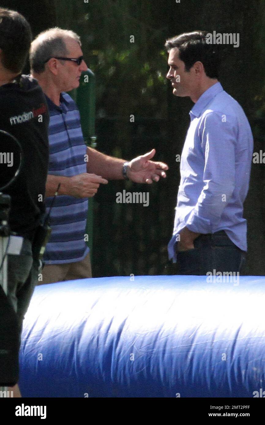 Ed O'Neill, Ty Burrell, Nolan Gould and Rico Rodriguez shoot scenes for ...