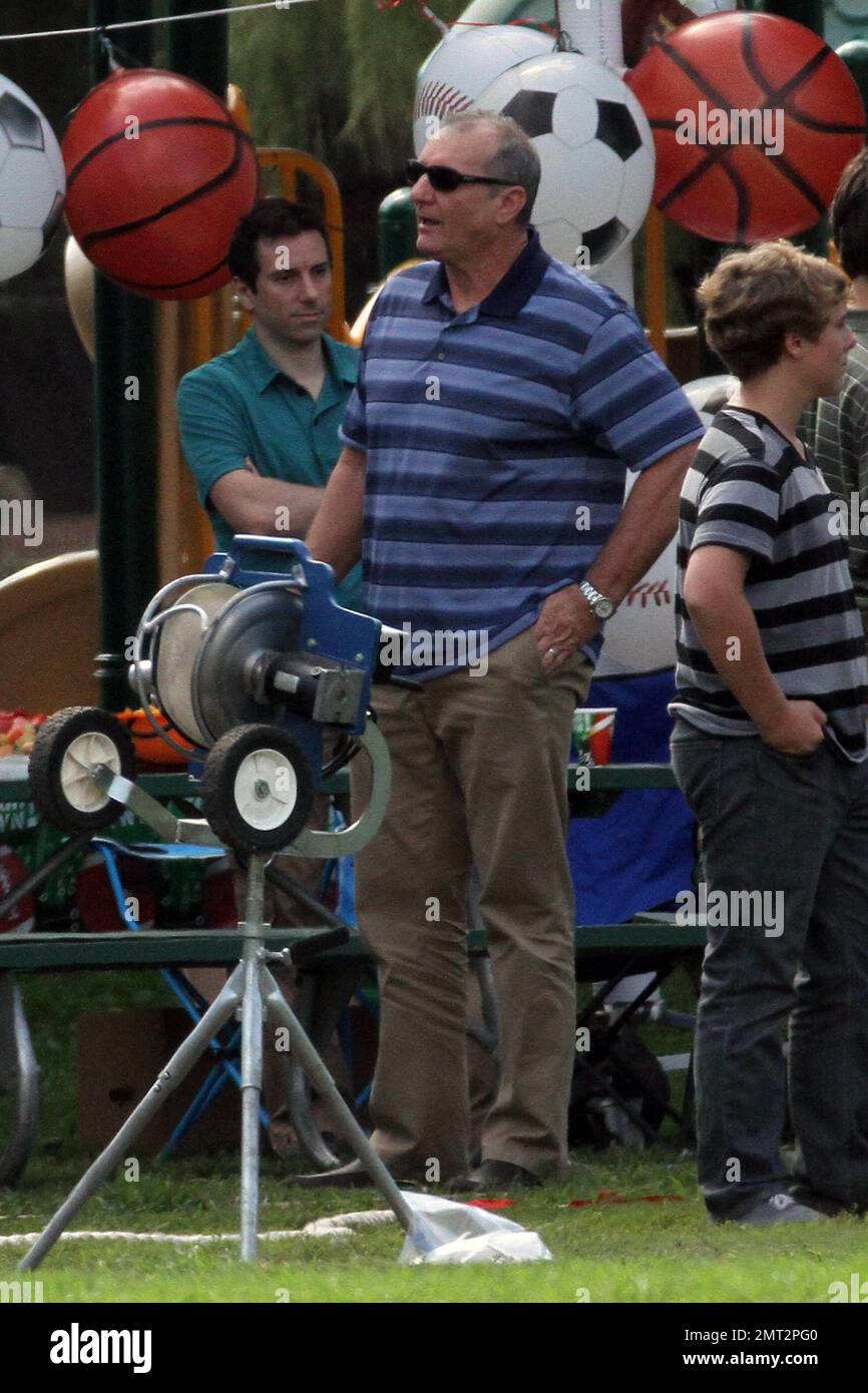 Ed O'Neill, Ty Burrell, Nolan Gould and Rico Rodriguez shoot scenes for ...