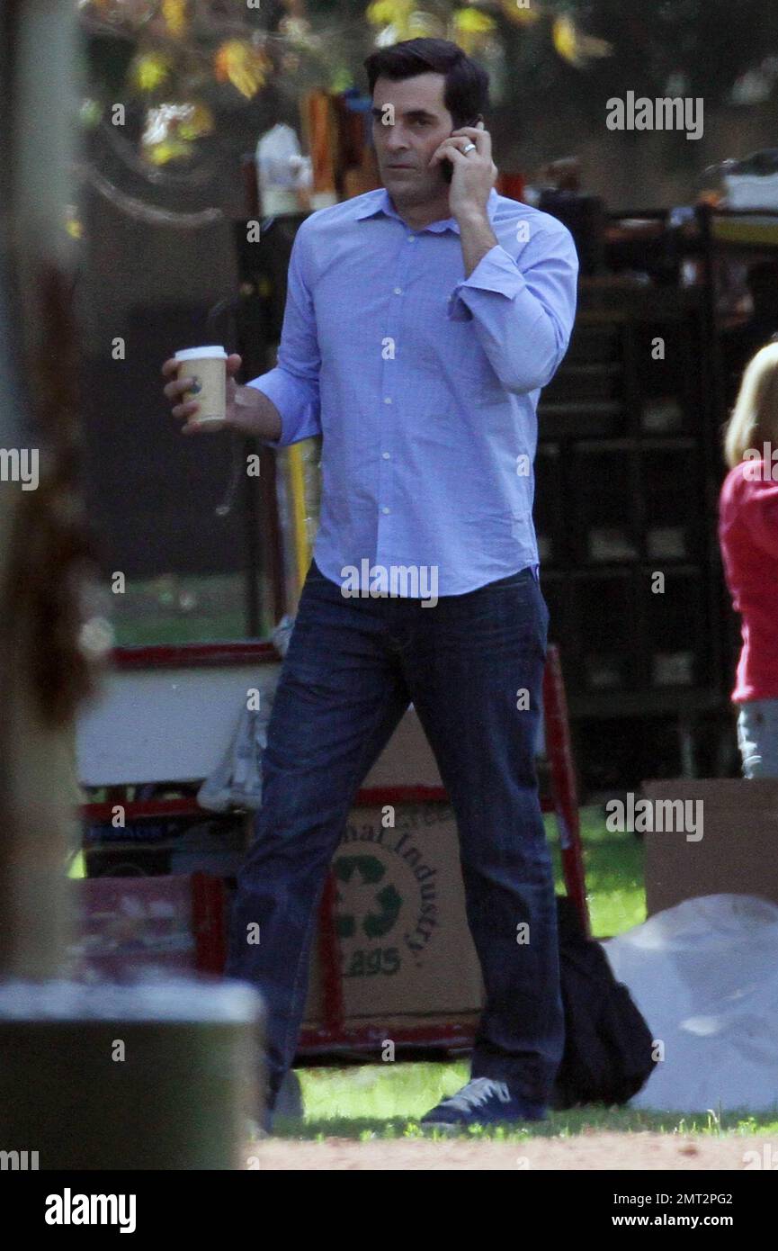 Ed O'Neill, Ty Burrell, Nolan Gould and Rico Rodriguez shoot scenes for ...