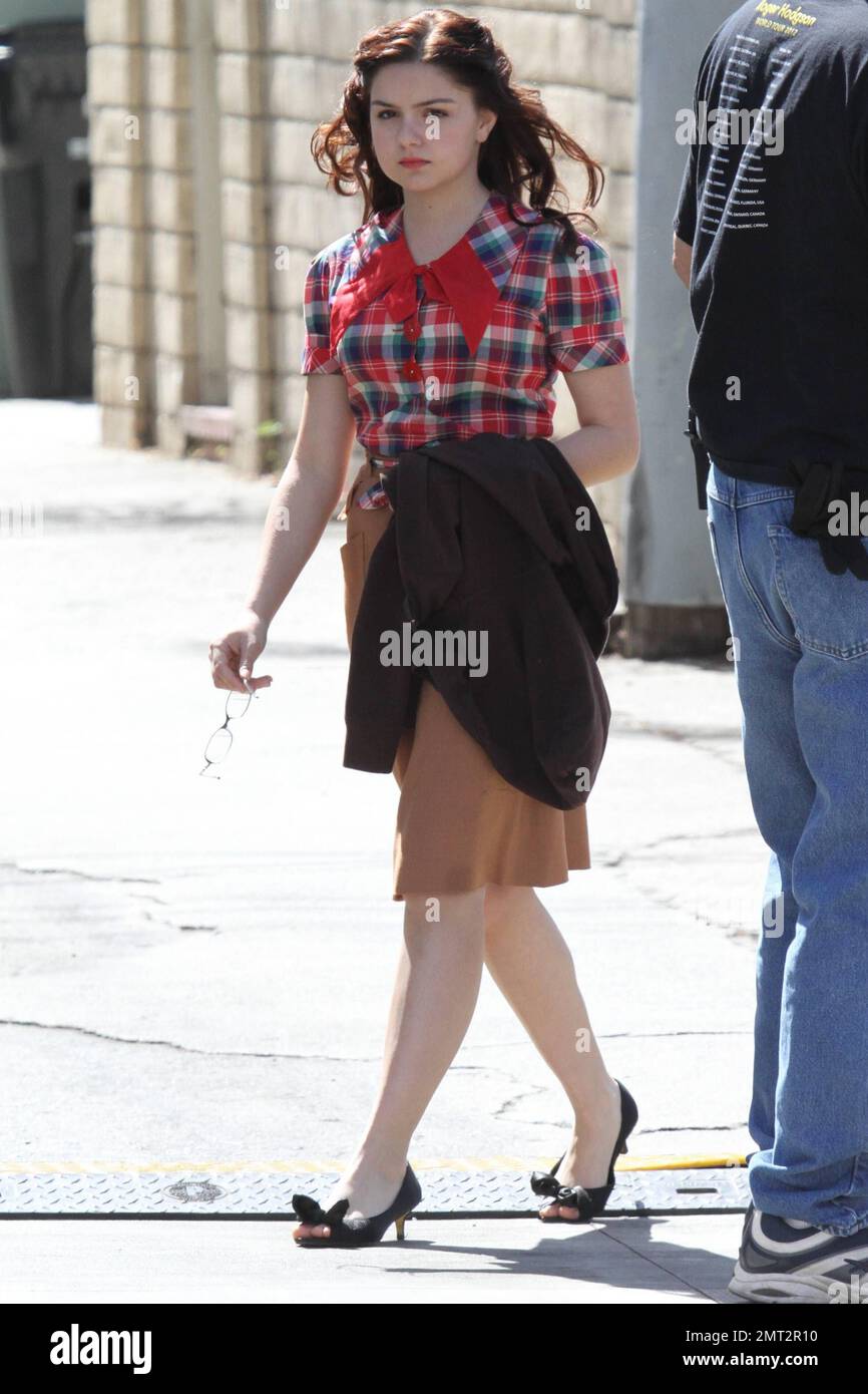 Ariel Winter on the set of Modern Family. Los Angeles, CA. 7th March ...
