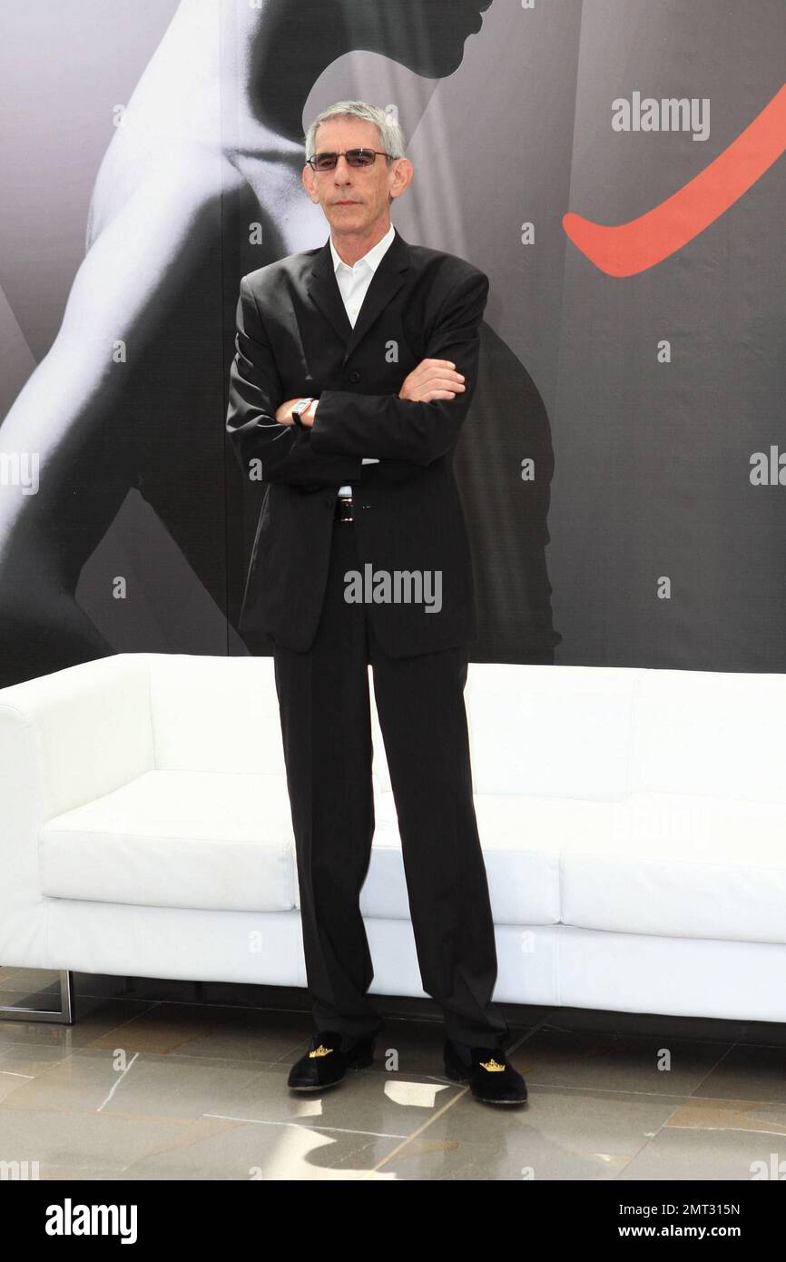 Richard belzer law order hi-res stock photography and images - Alamy