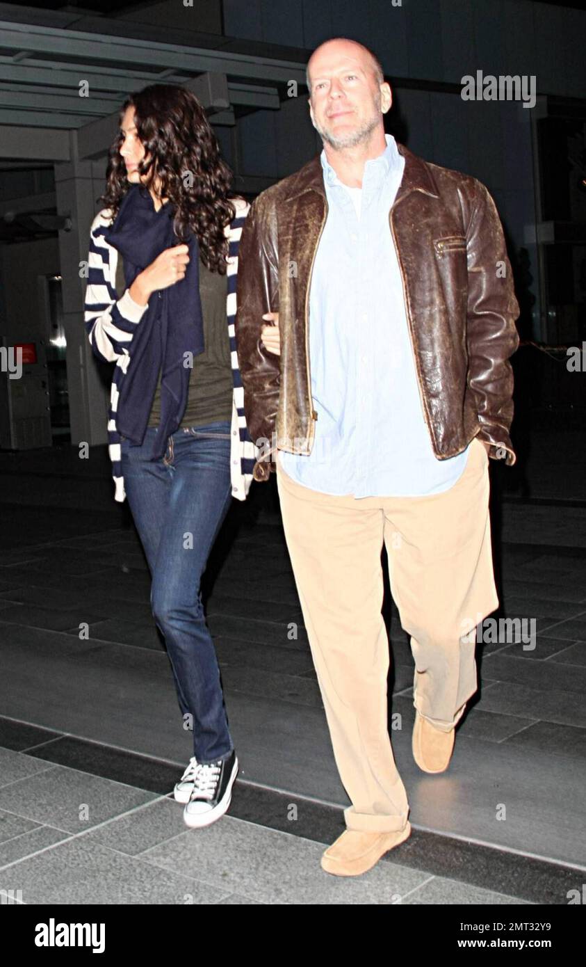 Exclusive!! It's family date night for ex spouses Demi Moore and Bruce ...