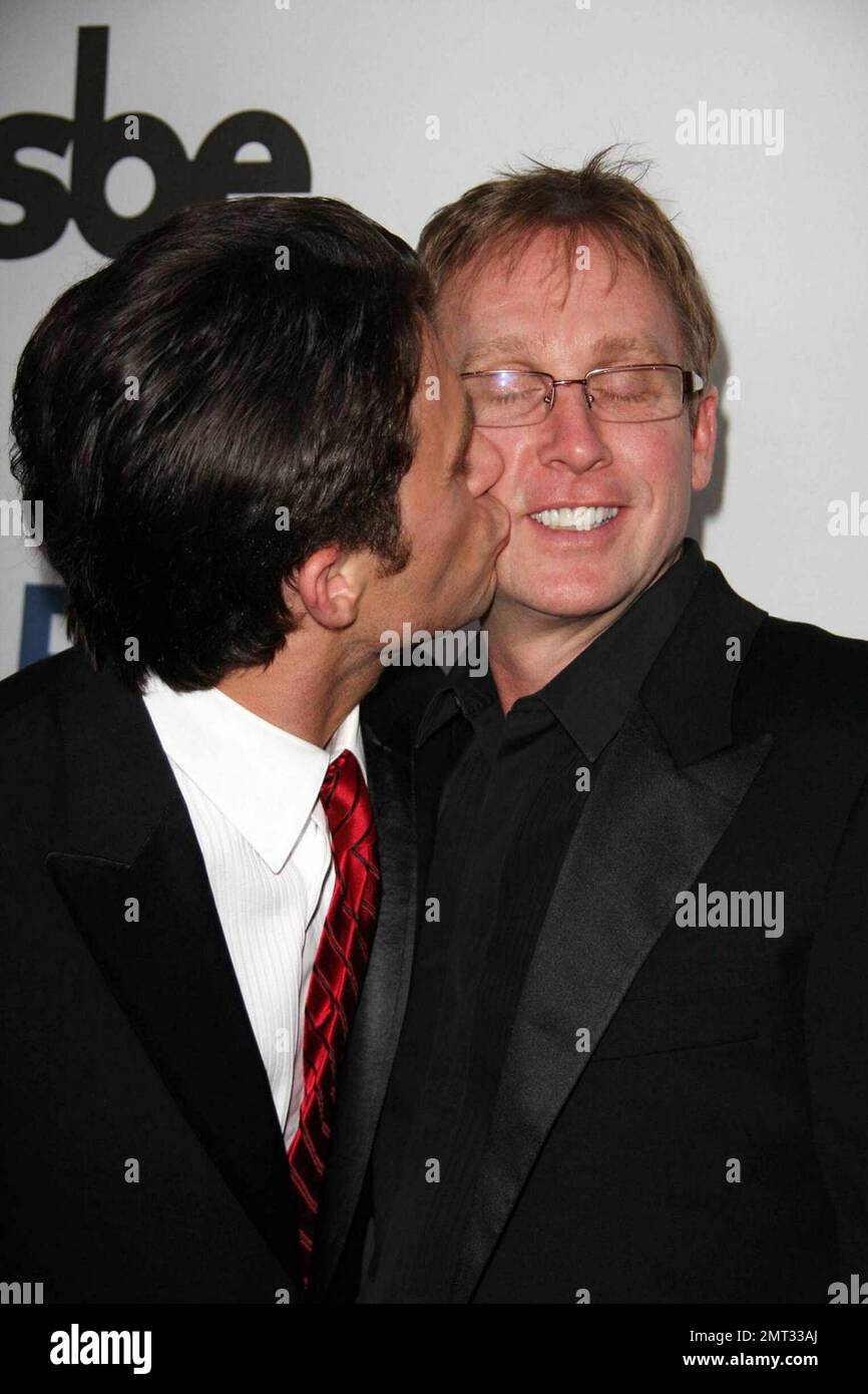 Sordid Lives actor Jason Dottley poses on the red carpet and has a kiss ...