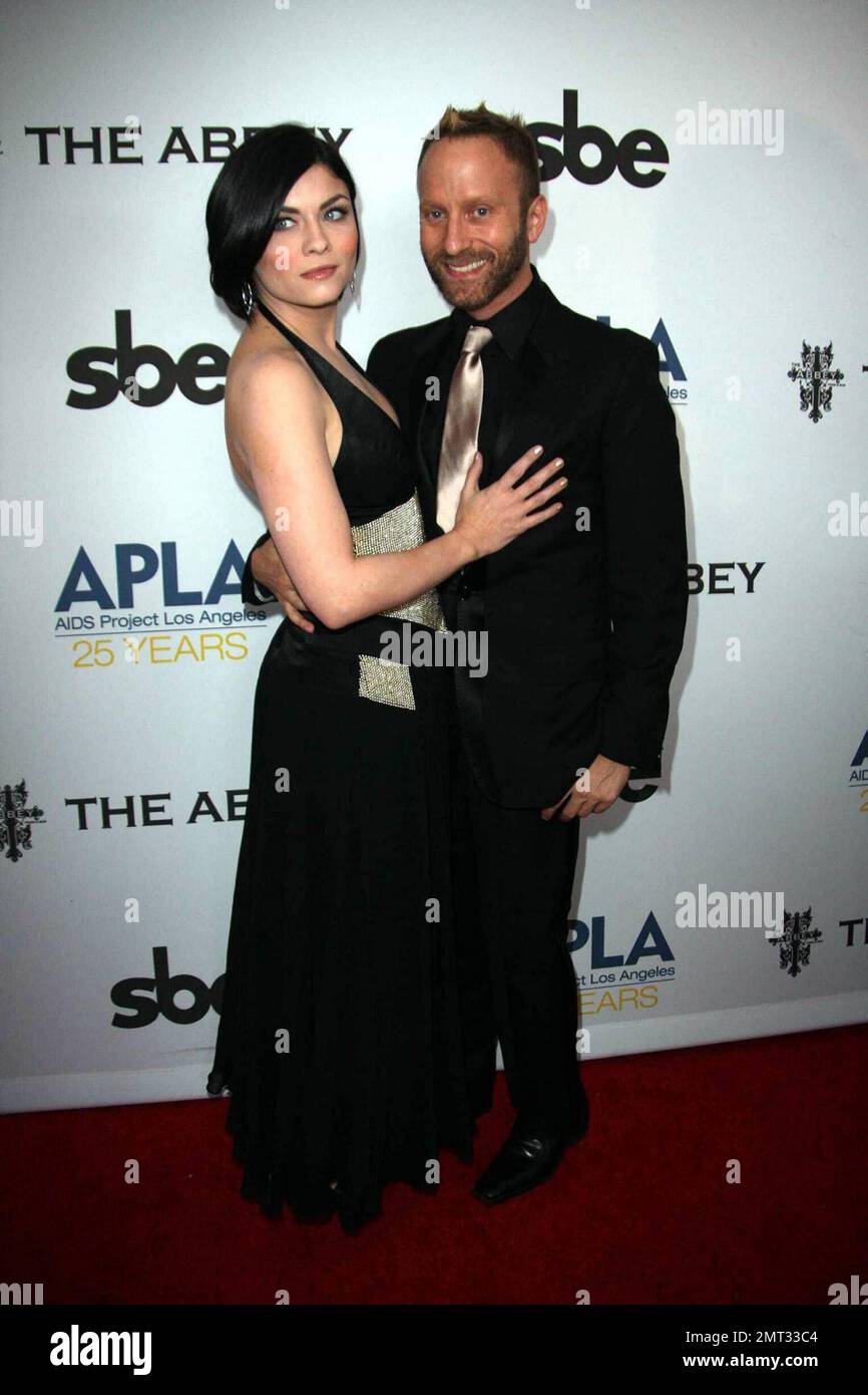 Actress Jodie Lynn Okeefe poses on the red carpet of the APLA Oscar ...