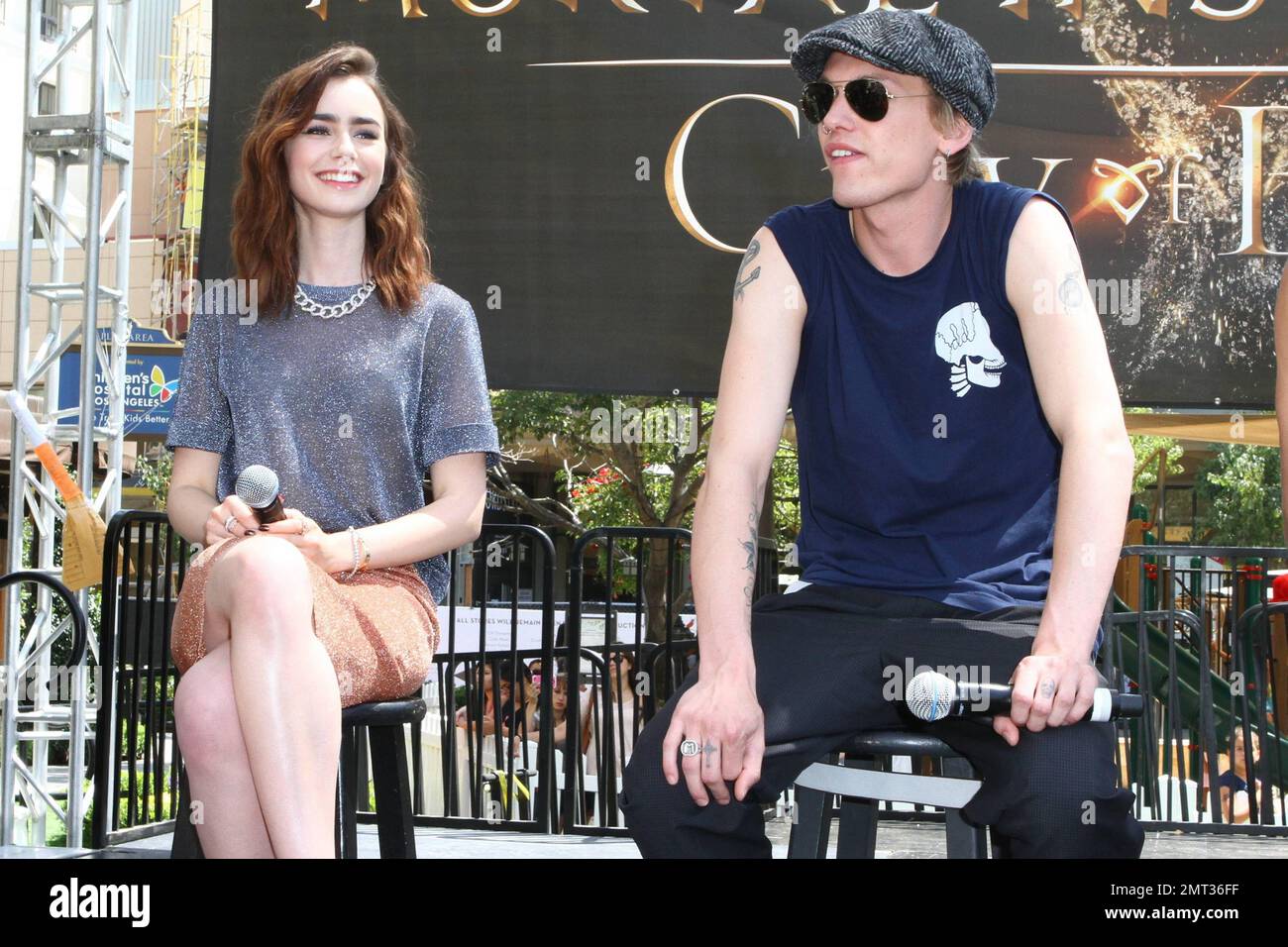 Jamie Campbell Bower And Lily Collins City Of Bones