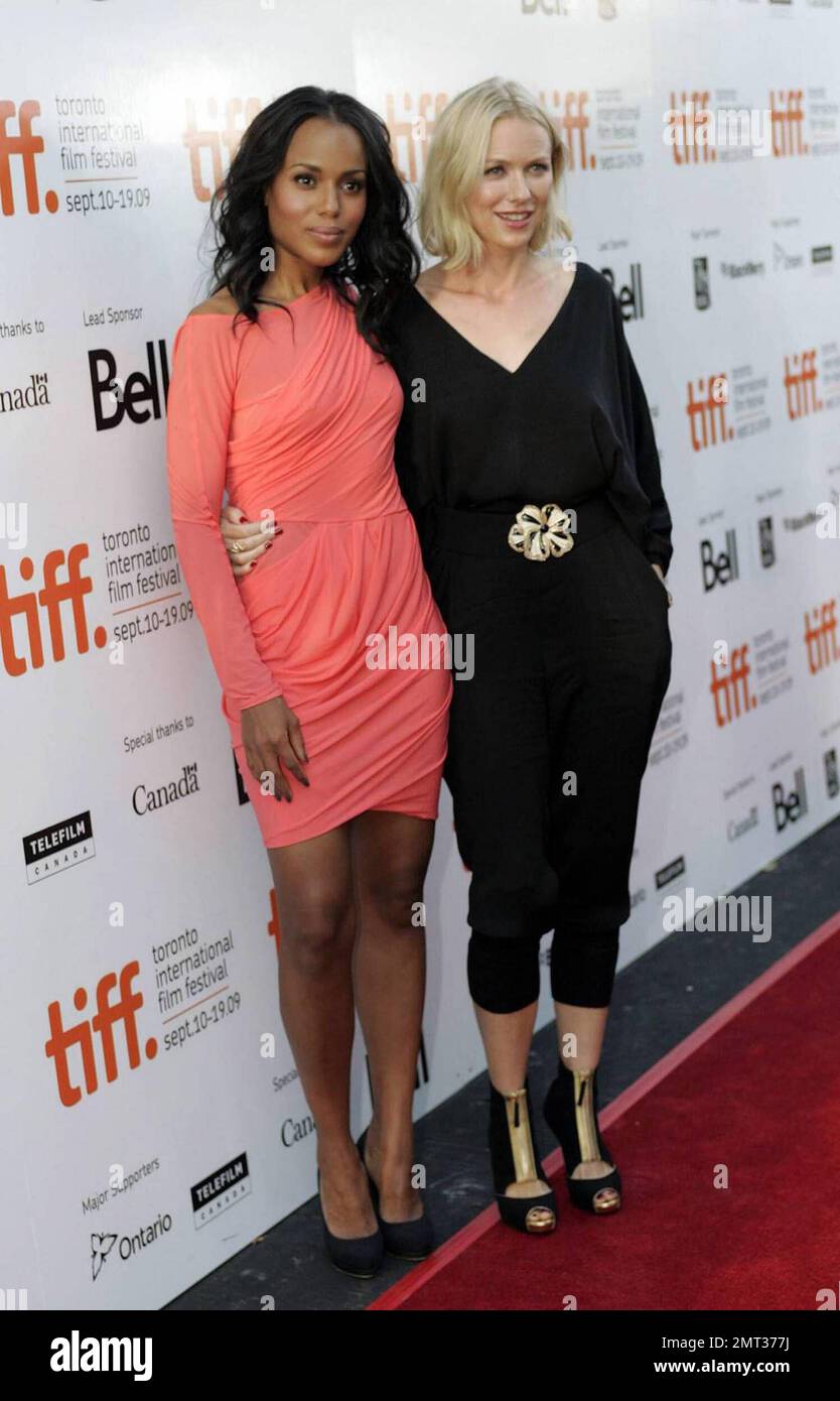 Kerry washington and naomi watts hi-res stock photography and images ...