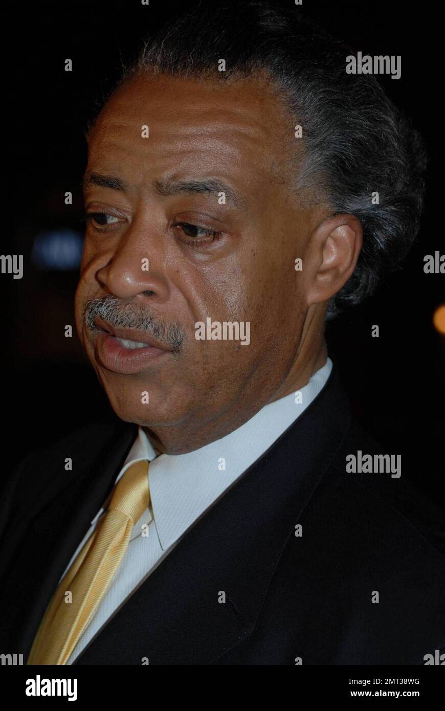 Family and friends mourn the loss of the King Of Pop at his funeral in ...