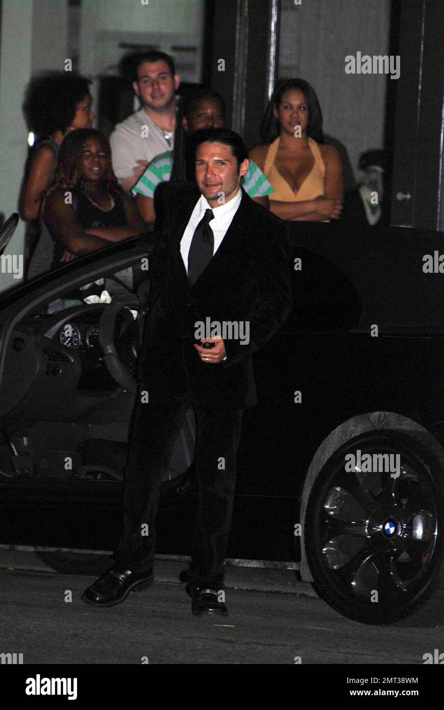 Family and friends mourn the loss of the King Of Pop at his funeral in ...