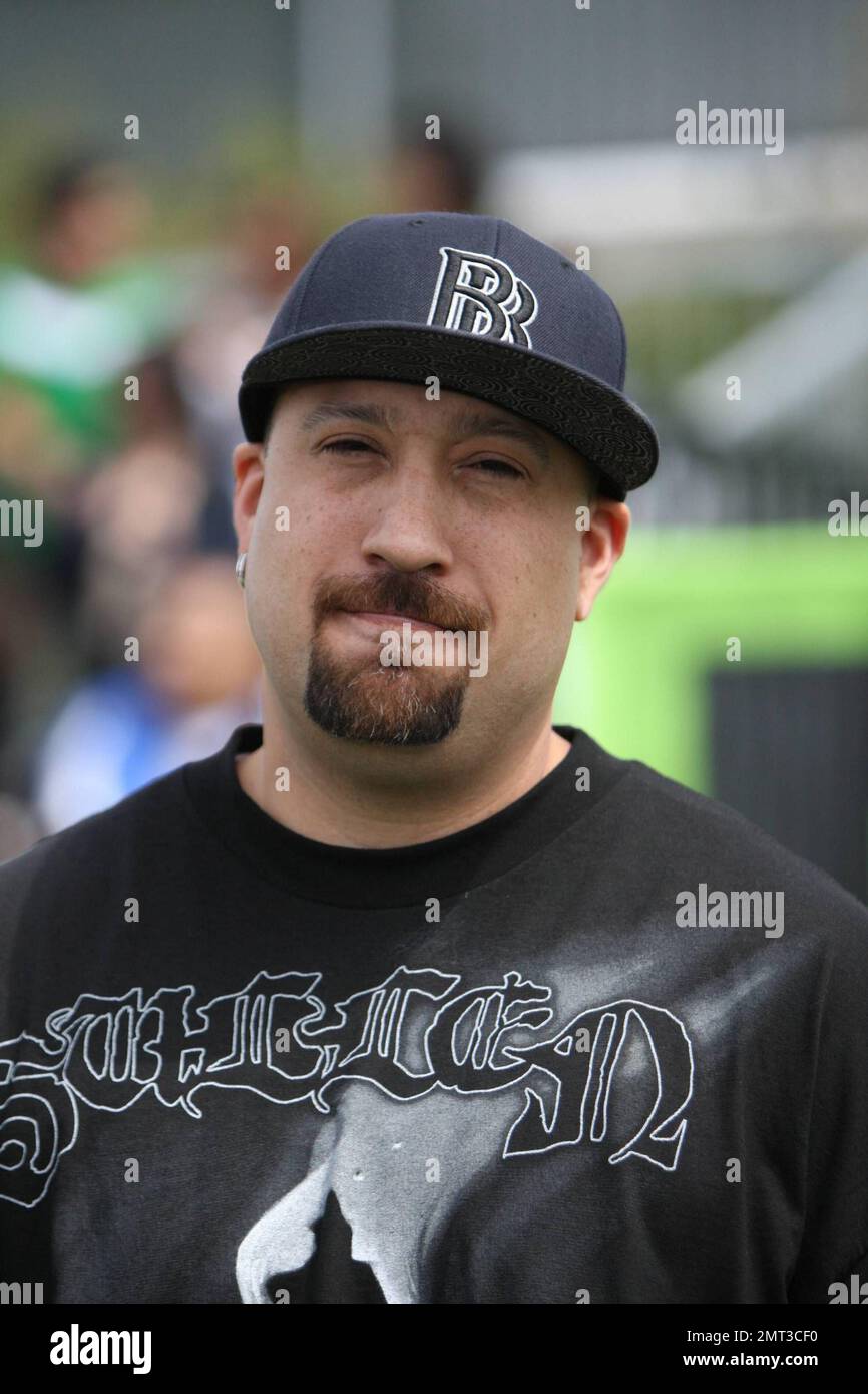 B-Real of Cypress Hill on the field during MTV Tr3s's "Rock N' Gol ...