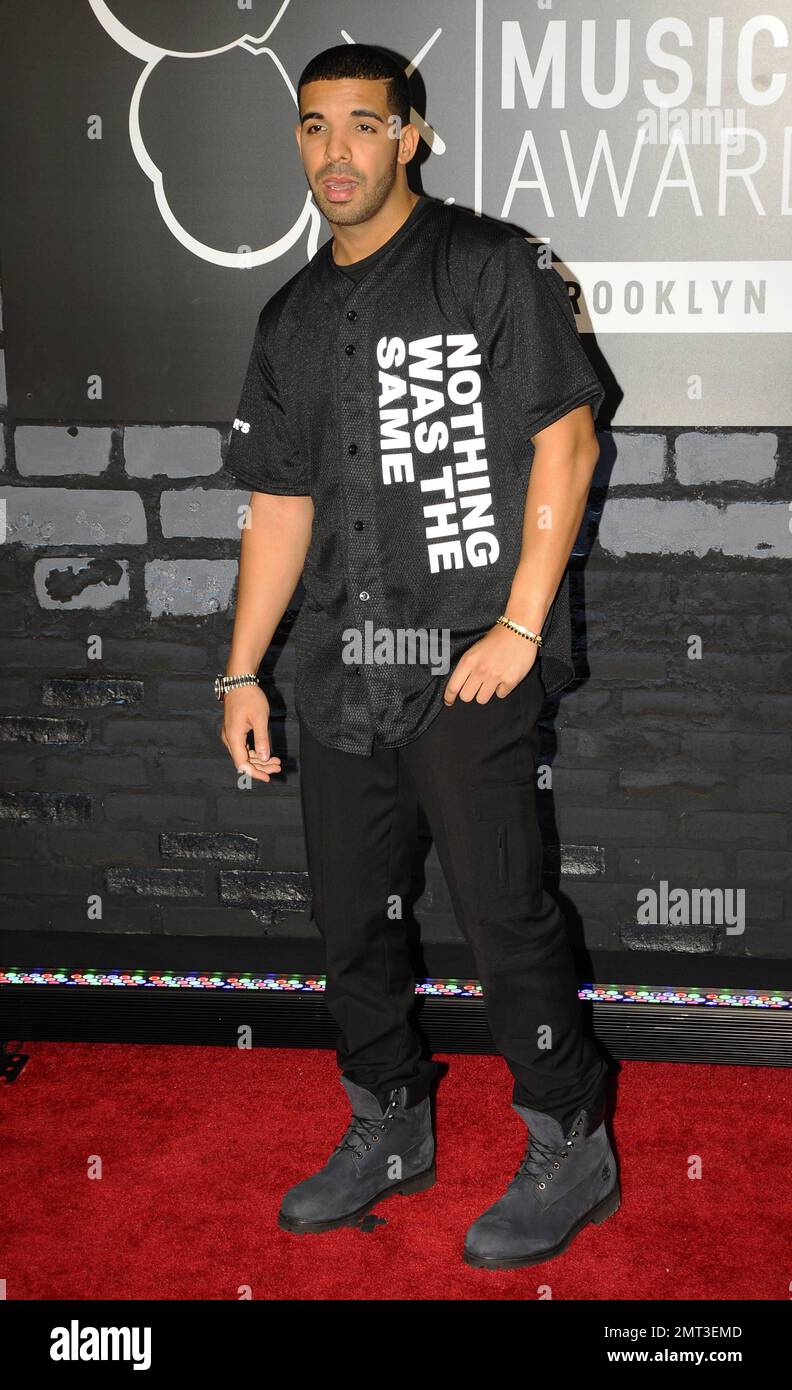 Drake at the 2013 MTV Video Music Awards at the Barclays Center in ...