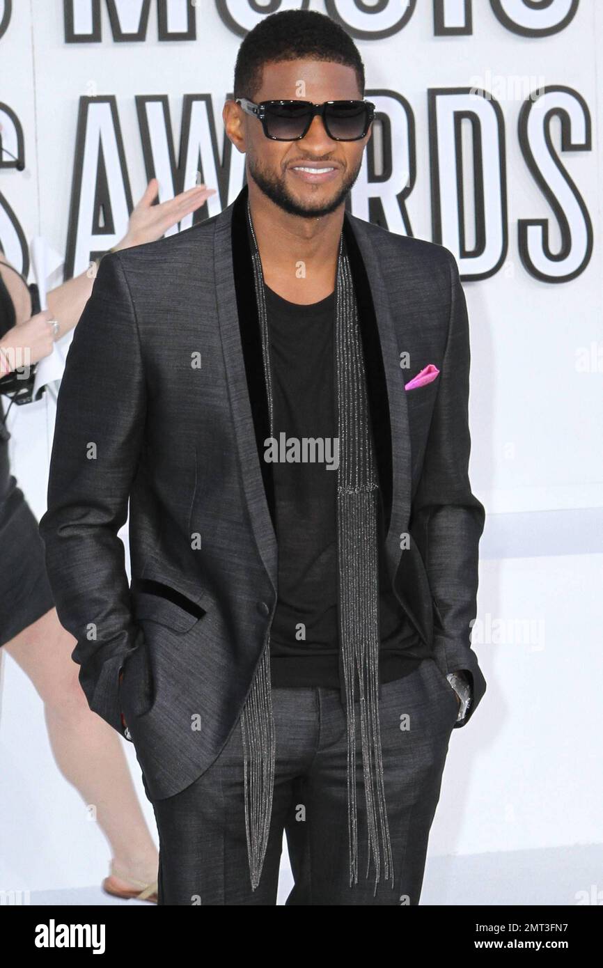 Usher 2010