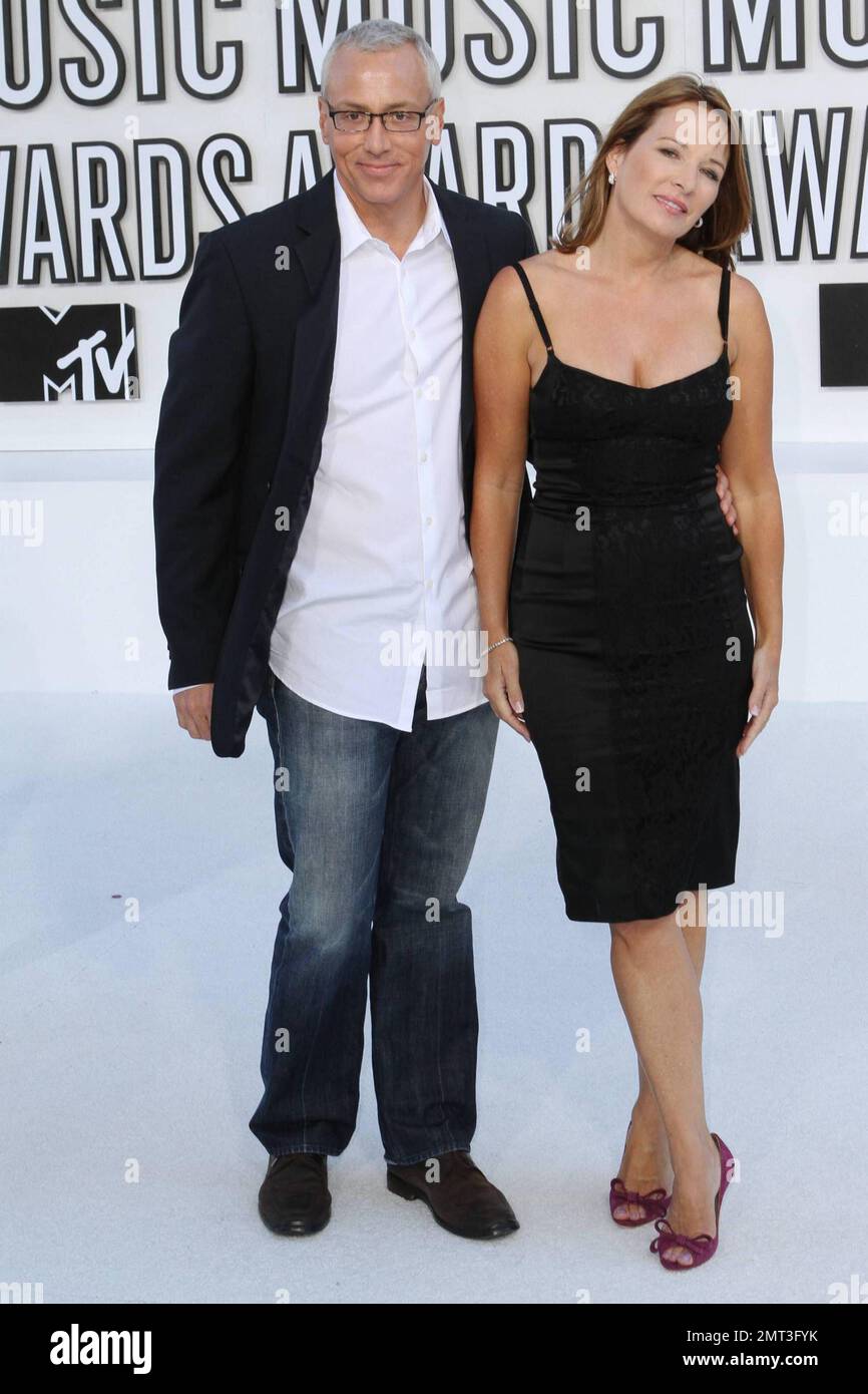 Dr. Drew Pinsky and Susan Sailer arrive at the 2010 MTV Video Music ...