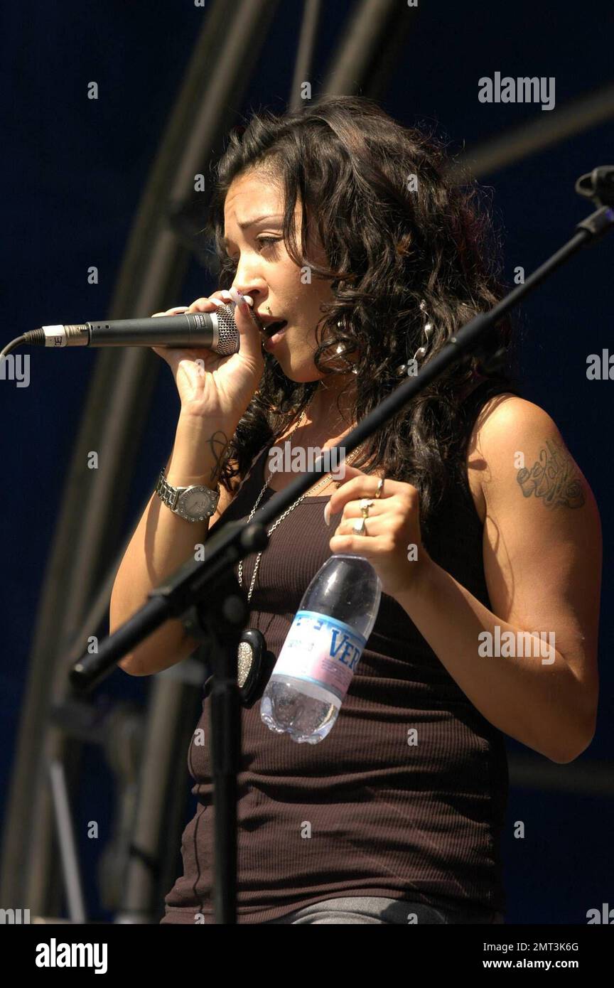 Ex Sugababes singer Mutya Buena wows the crowd at Spitalfields in ...