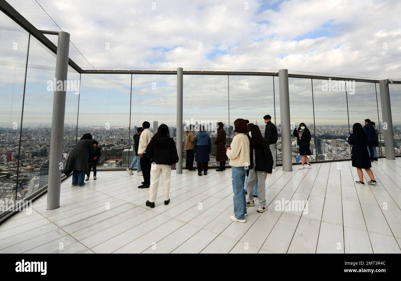 Tourist enjoying the views from the Shibuya Sky roof on top of the ...