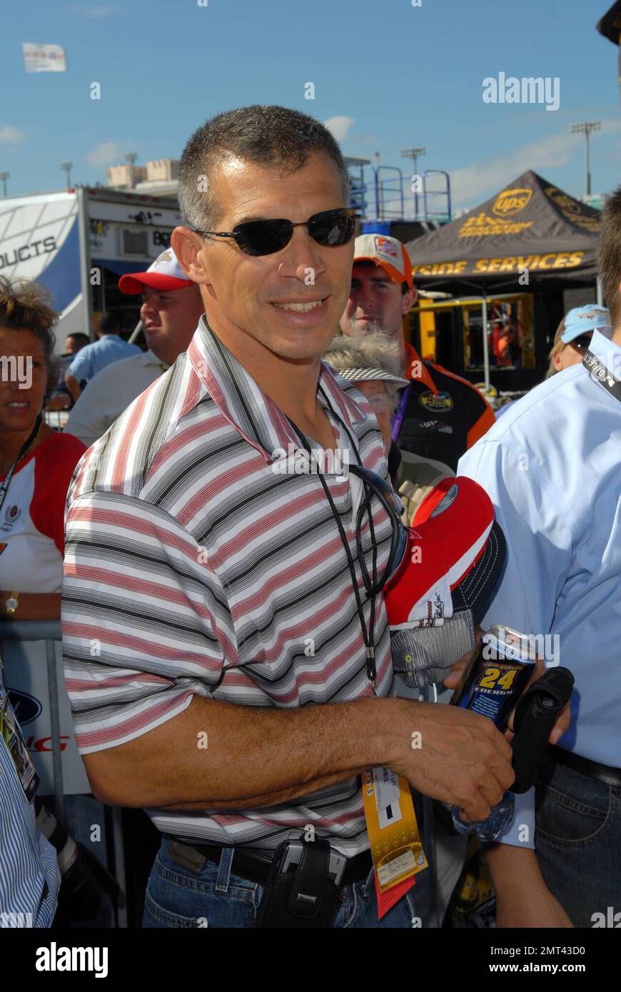 New York Yankees manager Joe Girardi attends the NASCAR Nextel Ford 400 ...