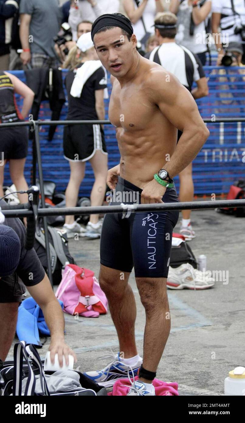 Black spandex shorts hi-res stock photography and images - Alamy