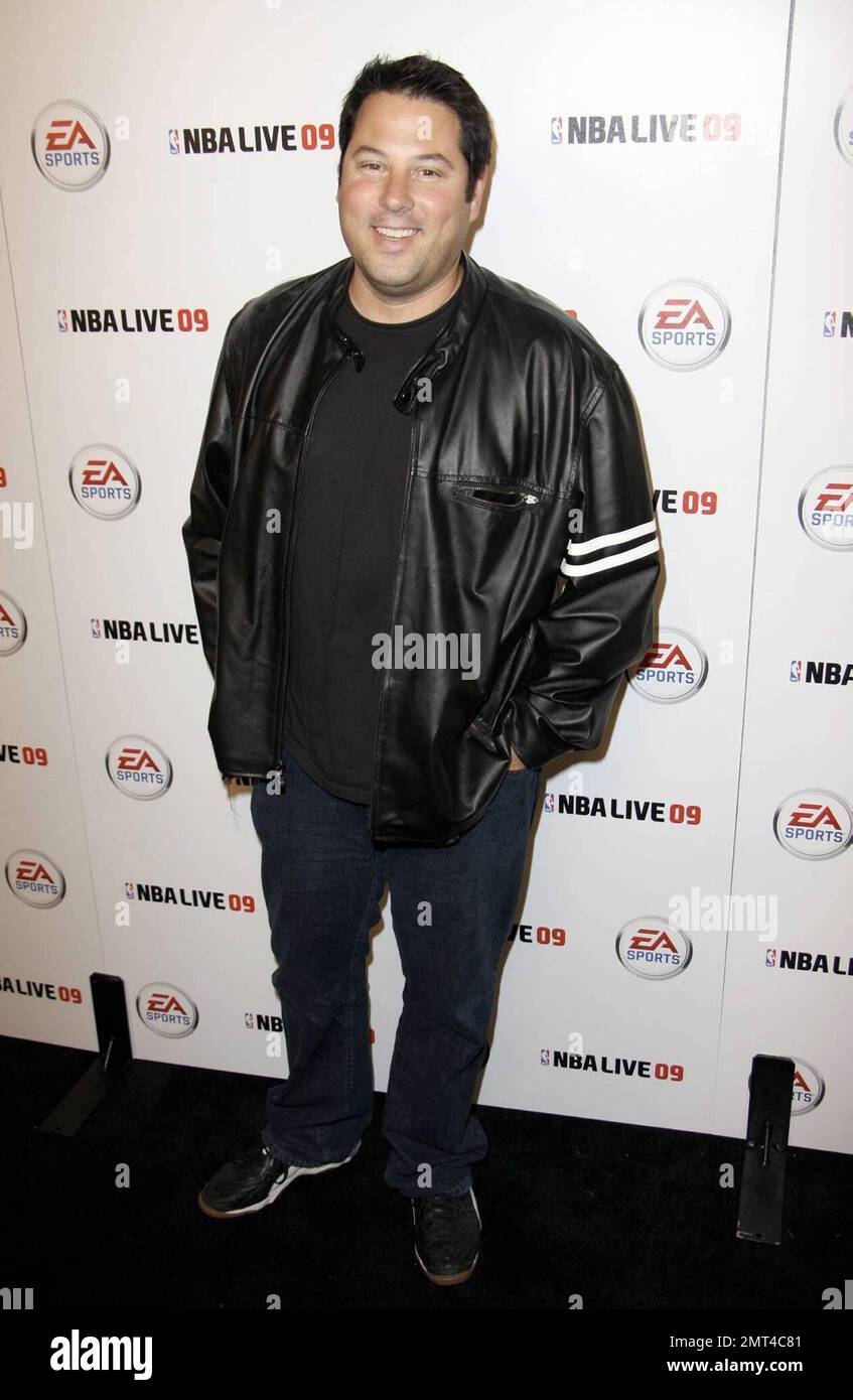 Greg Grunberg attends the EA Sports NBA Live 09 video game launch event ...