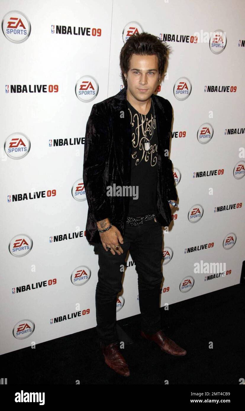 Ryan Cabrera attends the EA Sports NBA Live 09 video game launch event ...