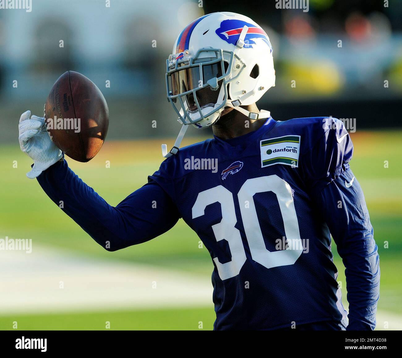 Buffalo Bills safety Bacarri Rambo practices one-handed catches during ...