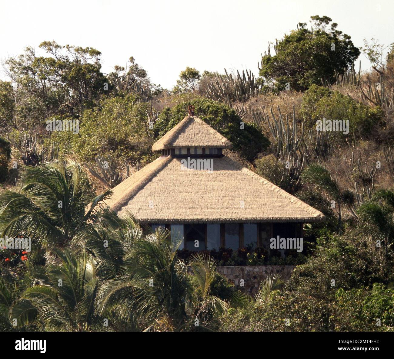 EXCLUSIVE!! This is Sir Richard Branson's privately owned Necker Island ...