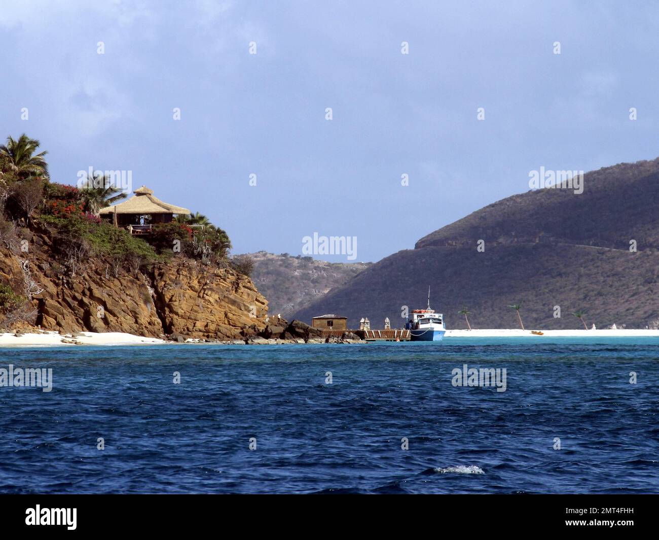 EXCLUSIVE!! This is Sir Richard Branson's privately owned Necker Island ...