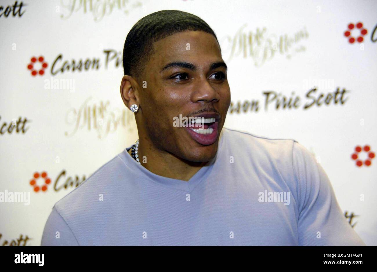 Nelly rapper chicago hi-res stock photography and images - Alamy