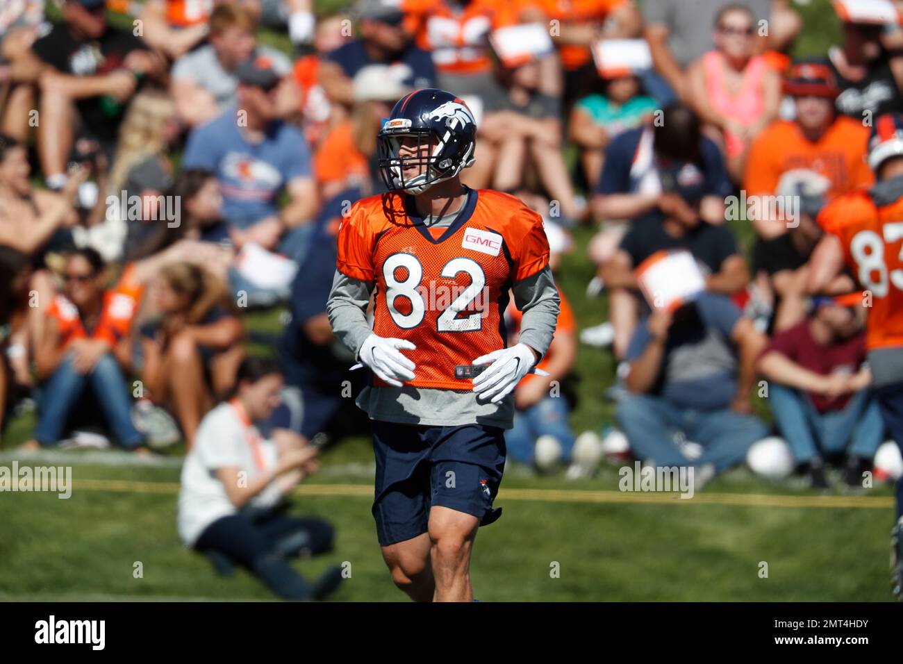 Denver Broncos tight end Jeff Heuerman (82) takes part in drills during ...