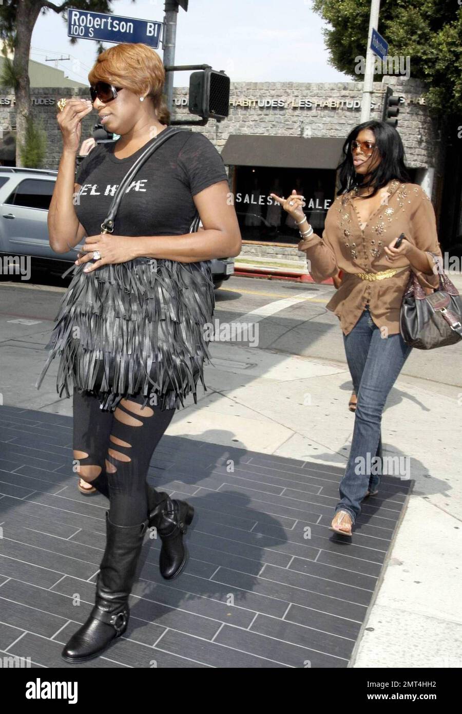 "Real Housewives of Atlanta" star Nene Leakes wears a form-fitting top ...