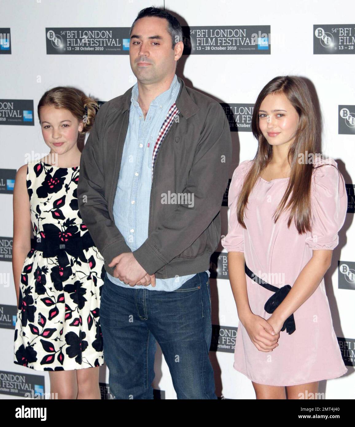 Isobel meikle small and ella purnell hi-res stock photography and ...