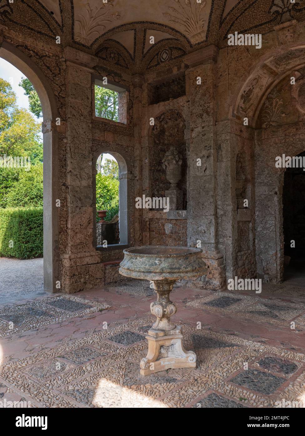 The Grotto in the gardens of Villa Reale di Marlia Capannori Tuscany ...