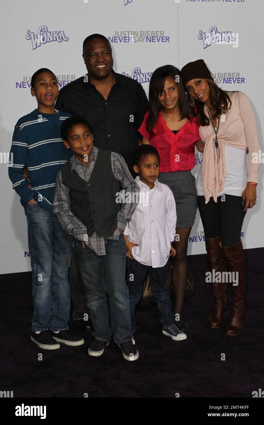 Football player Rodney Peete and wife actress Holly Robinson Peete with ...
