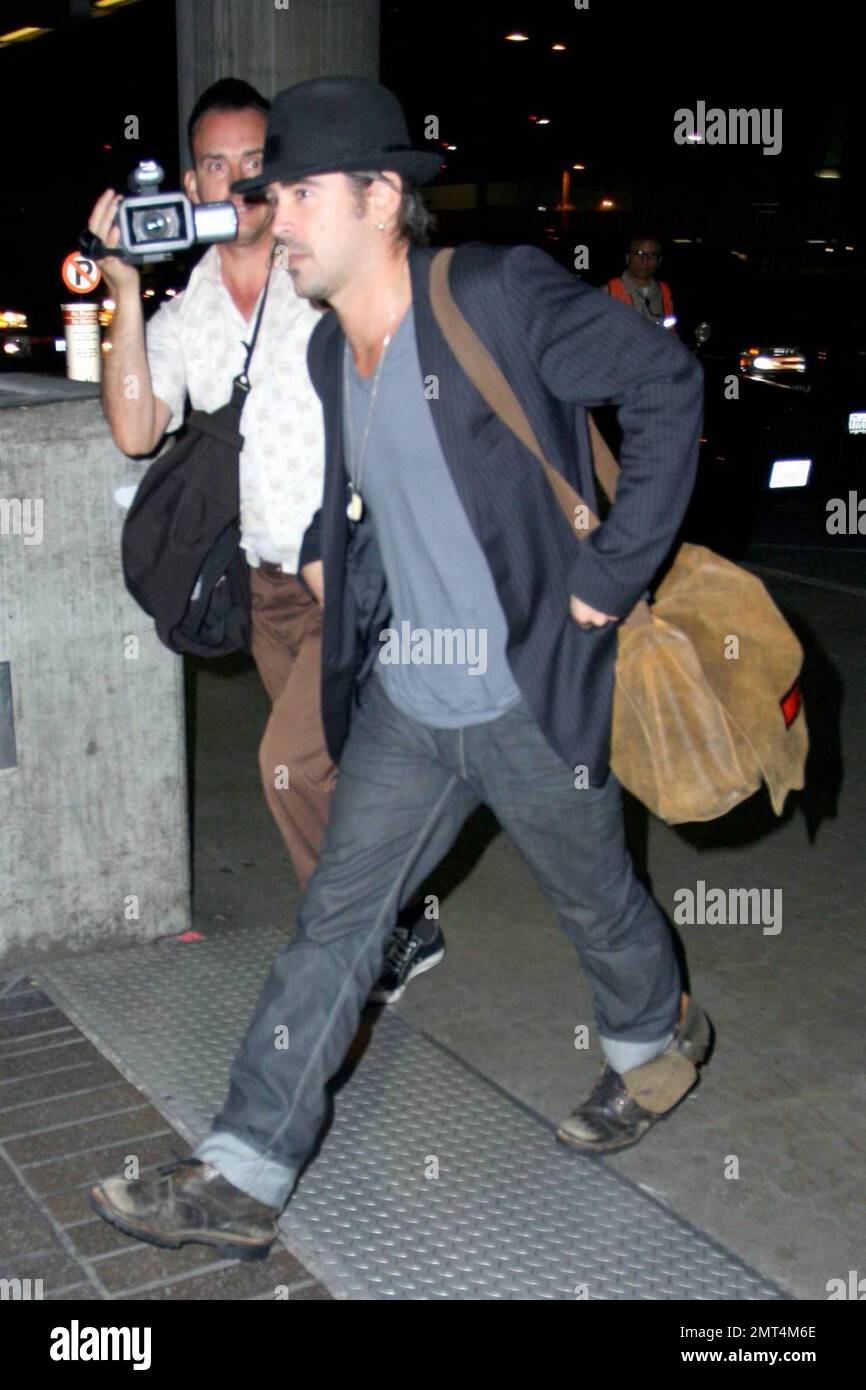 - New dad for the second time, actor Colin Farrell arrives at LAX to ...