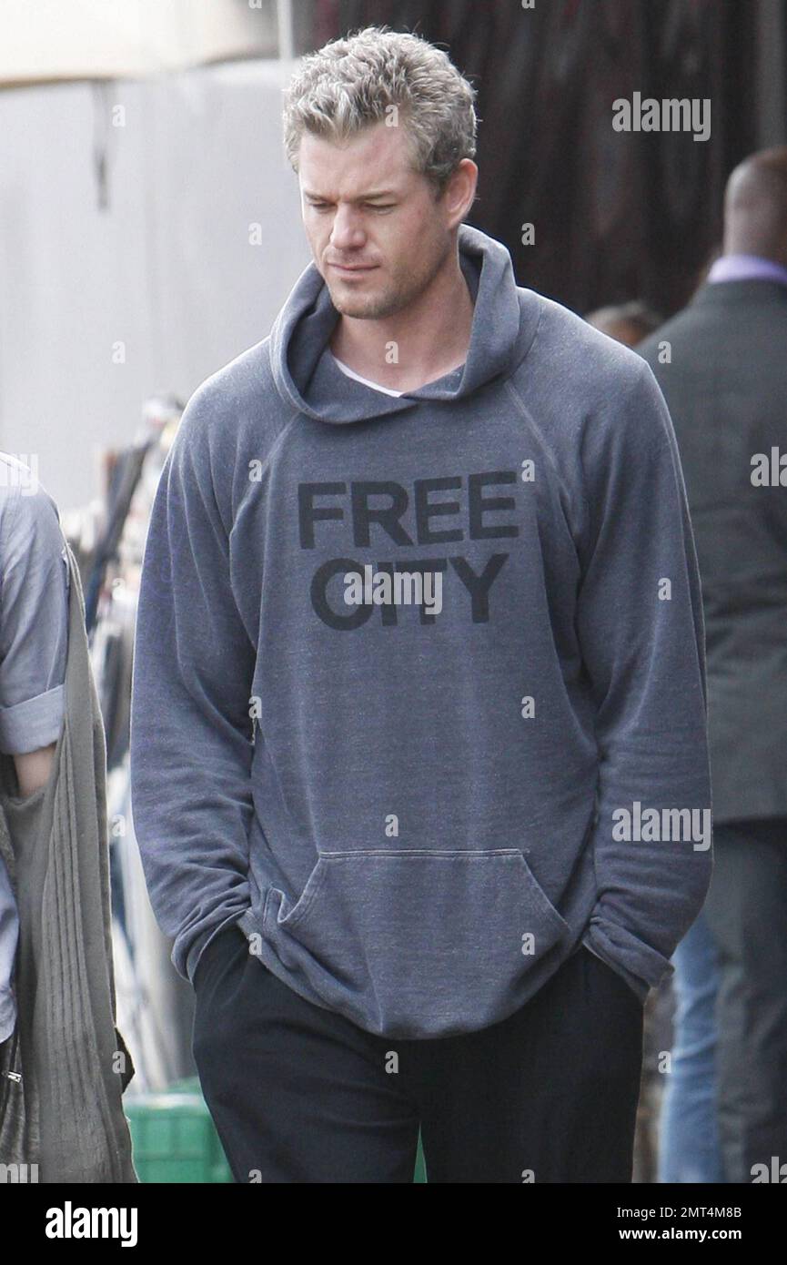 New father Eric Dane looks happy and healthy as he and some friends ...