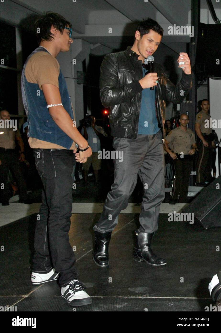 - Kiowa Gordon, a Native American actor who plays the role of Embry ...