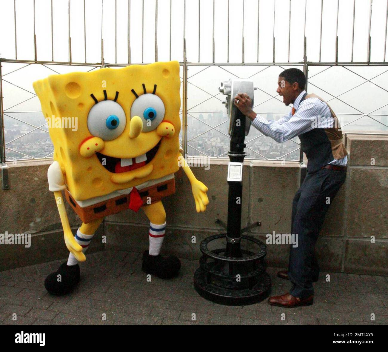 Nick cannon and spongebob squarepants hi-res stock photography and ...