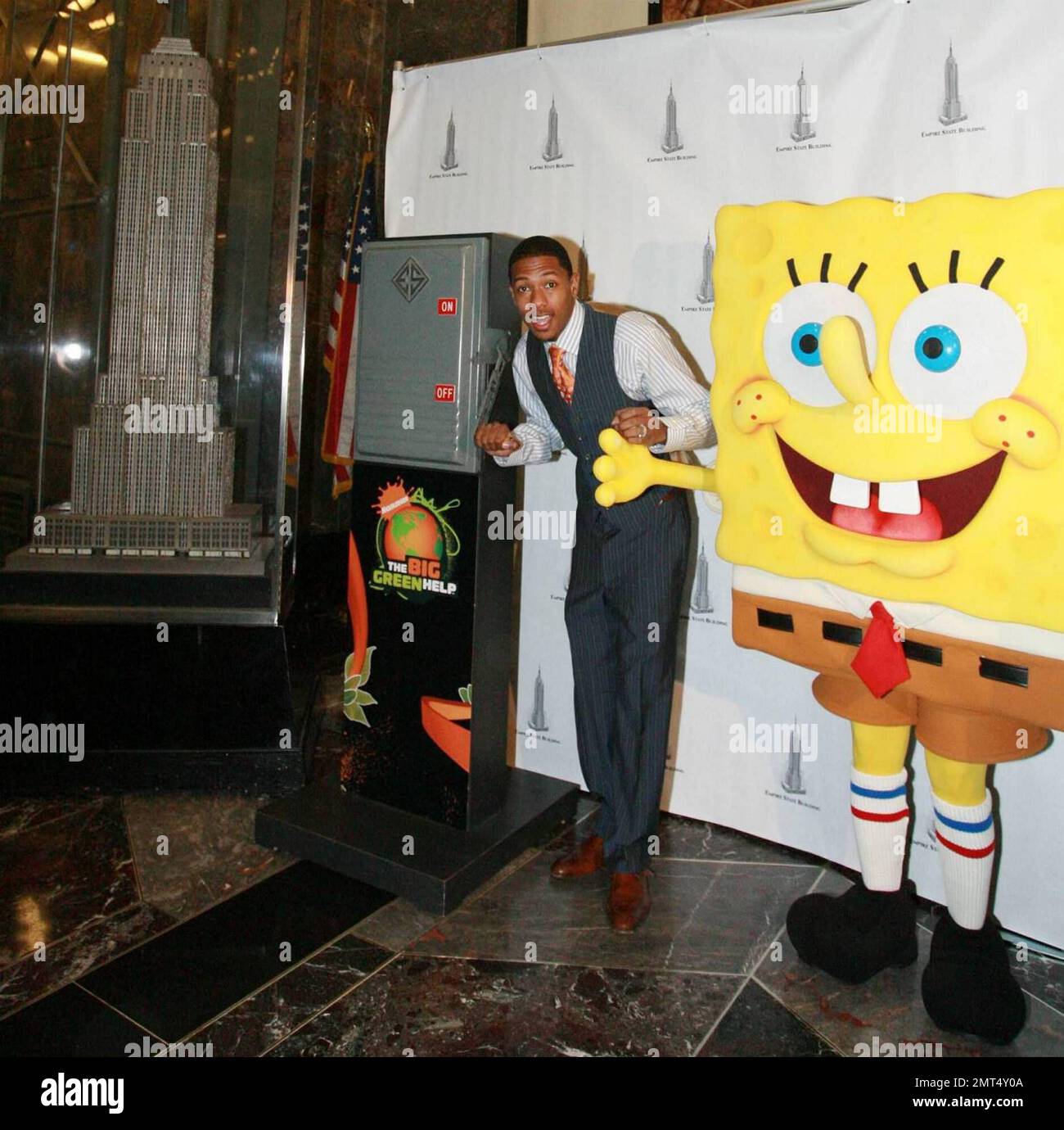 Spongebob squarepants suit hi-res stock photography and images - Alamy