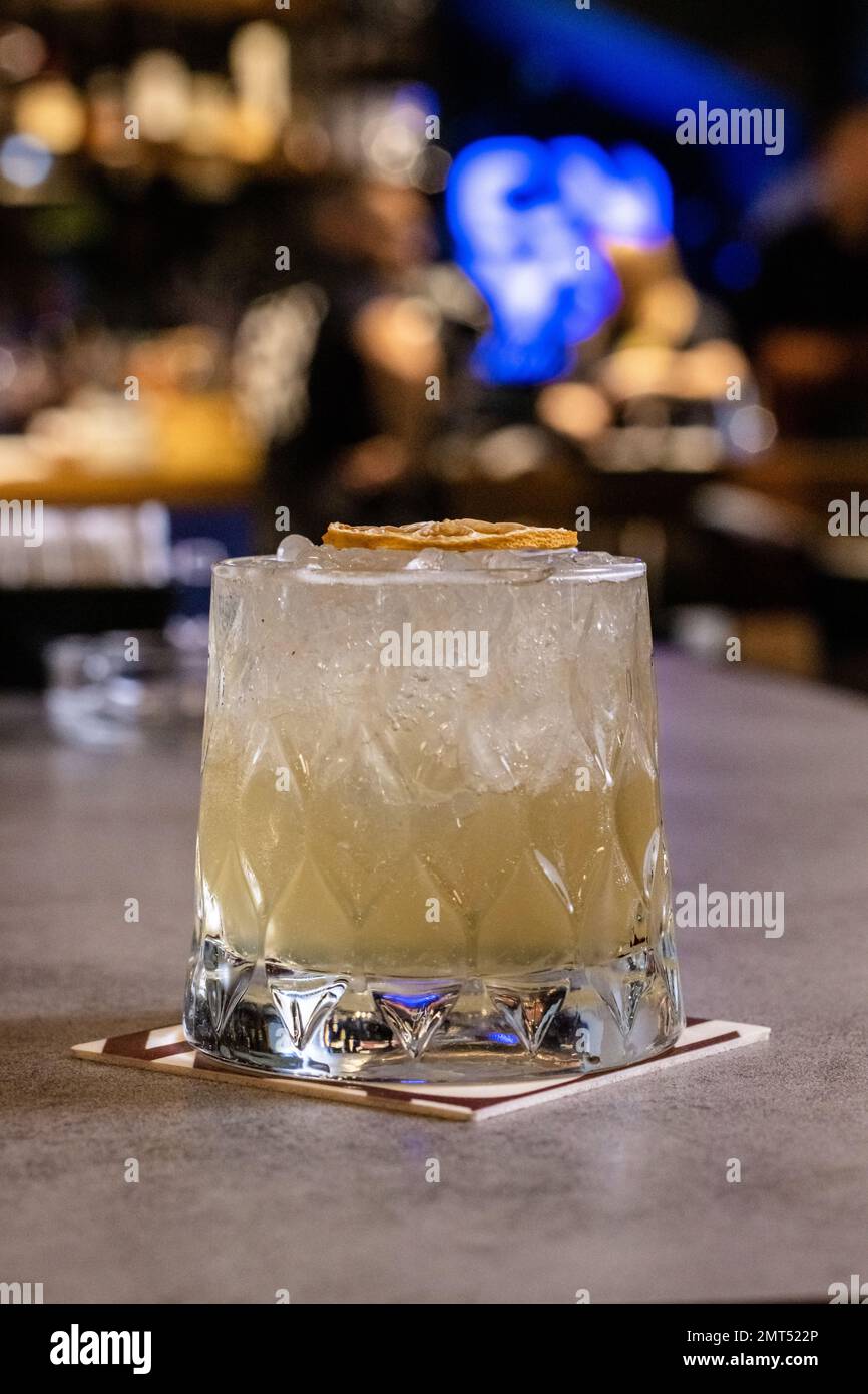 Cocktails at the bar of a restaurant. Tasty alcoholic drink Stock Photo ...