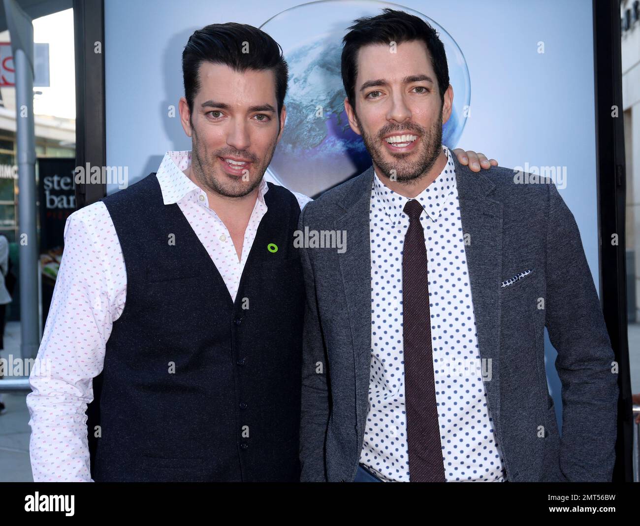 Jonathan Scott, left, and Drew Scott arrive at the LA Premiere of "An ...