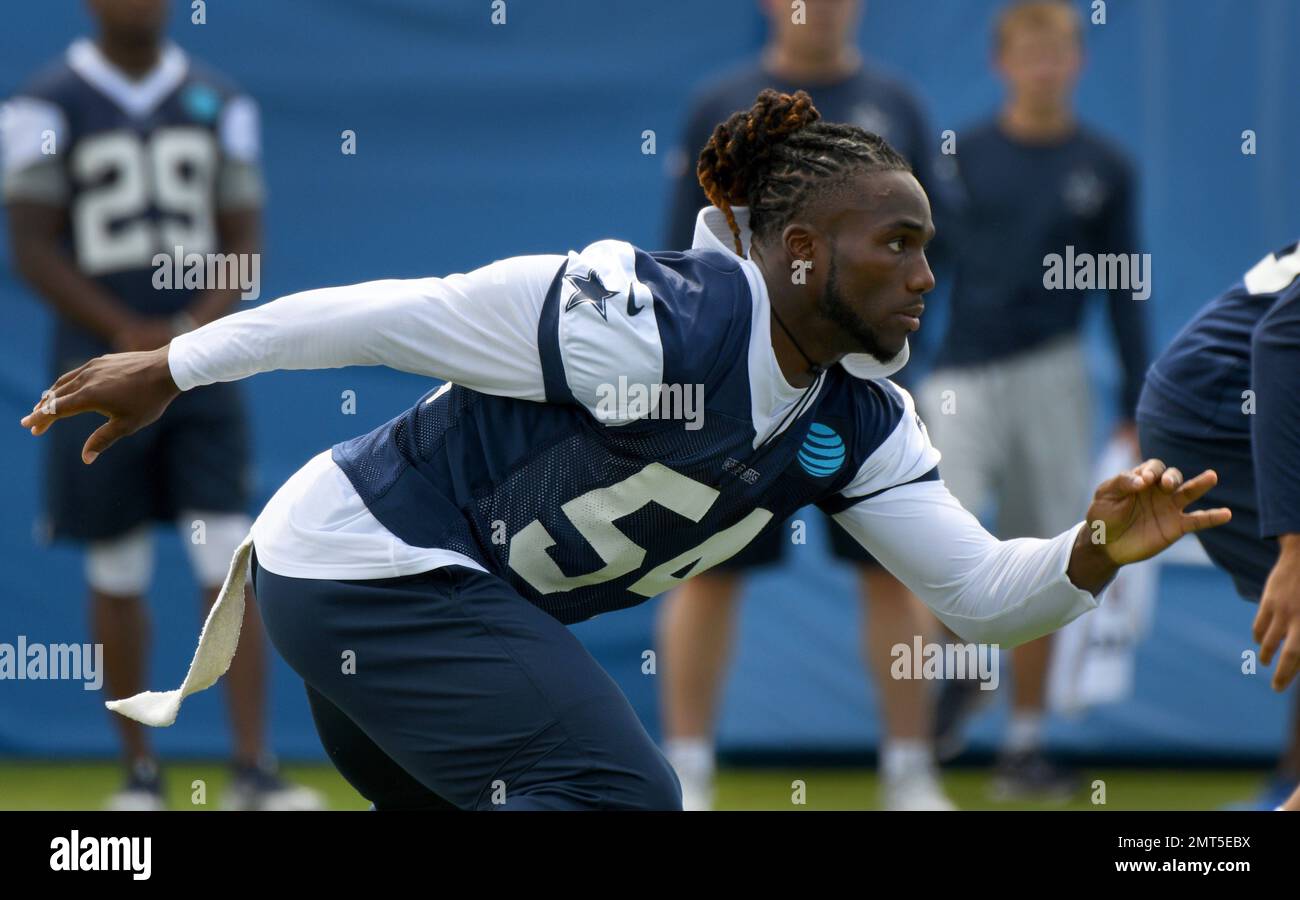 Dallas Cowboys linebacker Jaylon Smith (54) watches as a play develops ...