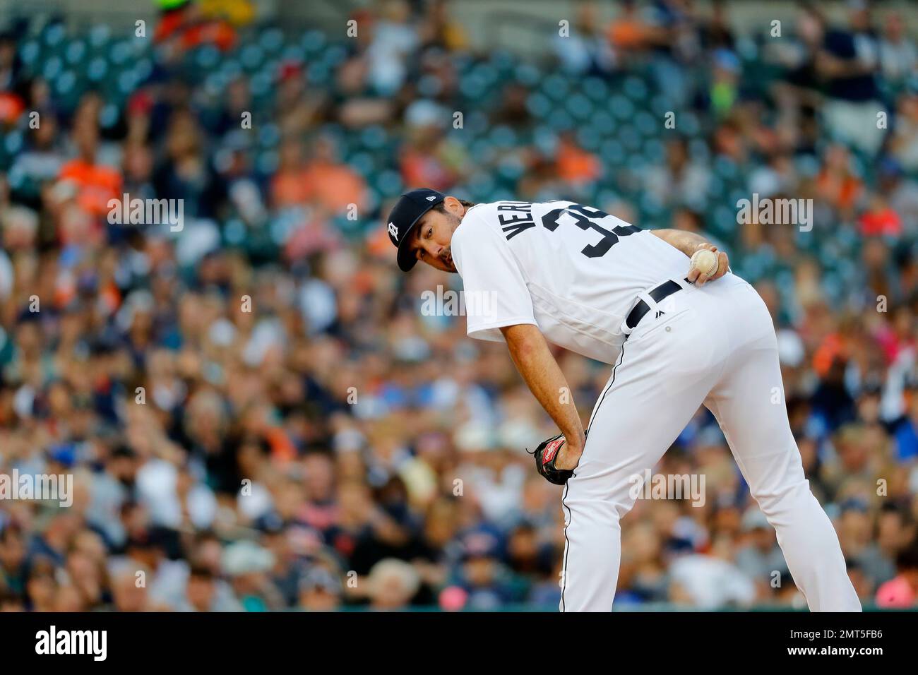 Detroit Tigers pitcher Justin Verlander (35) pitches against the Kansas ...