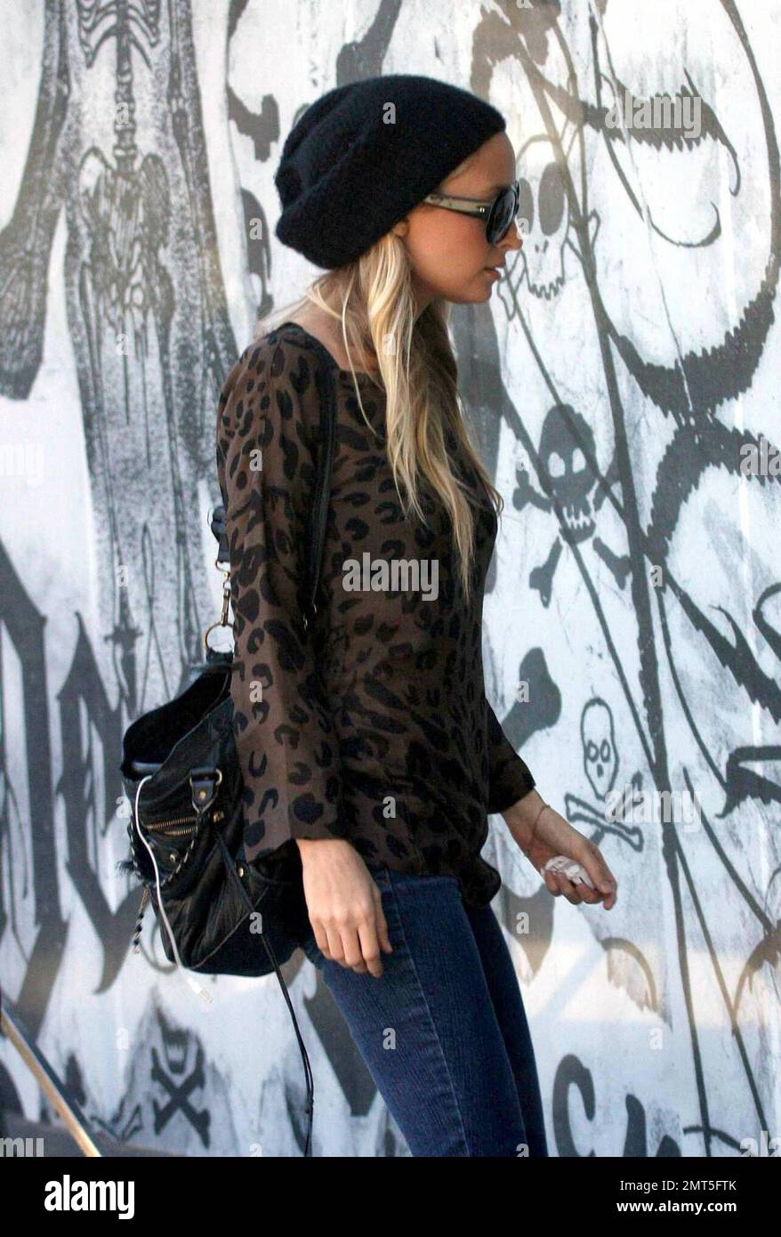 Nicole Richie attends a photo shoot at rocker boyfriend Joel Madden's ...