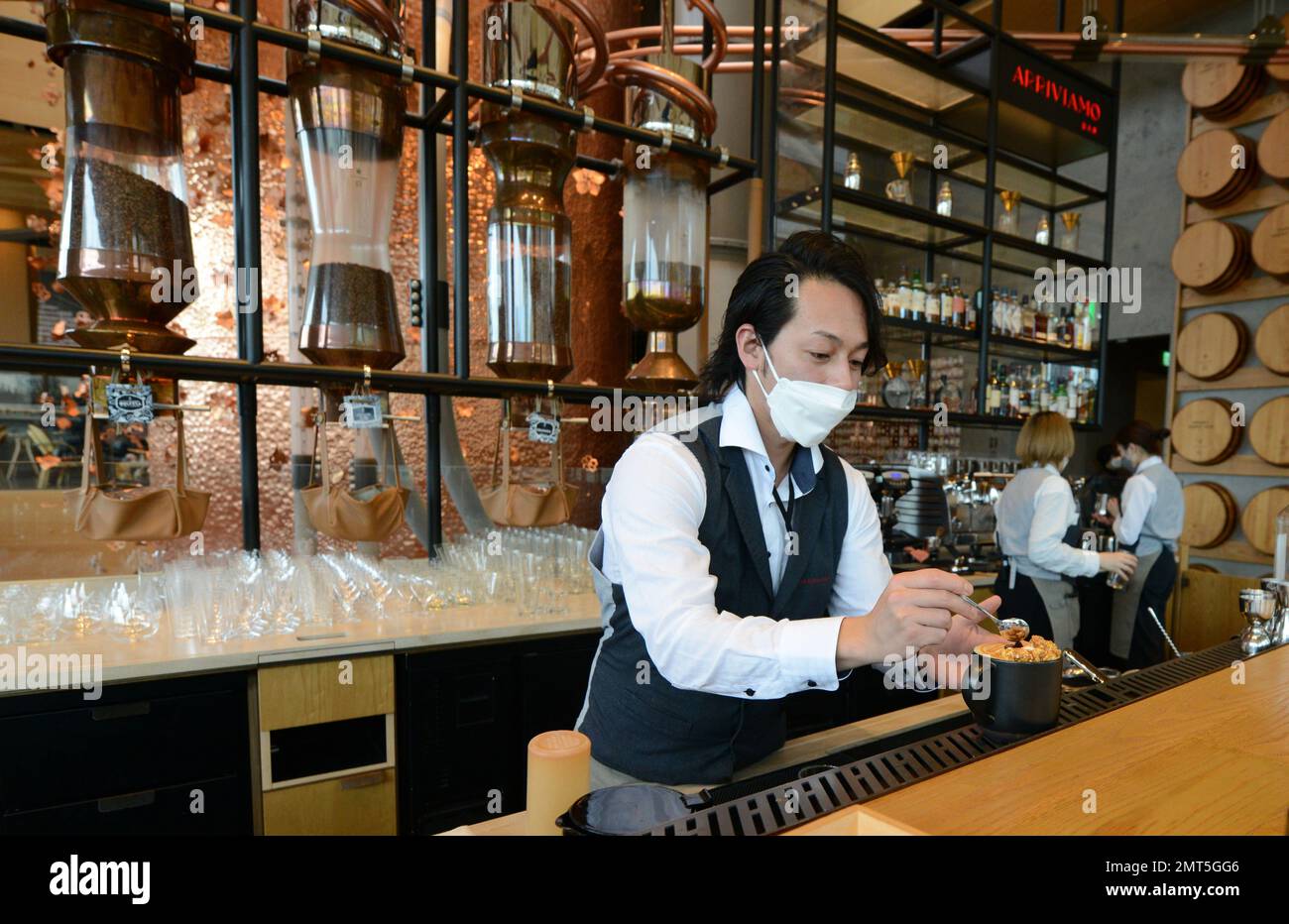 The beautiful interior of the Starbucks Reserve Roastery in Meguro City ...