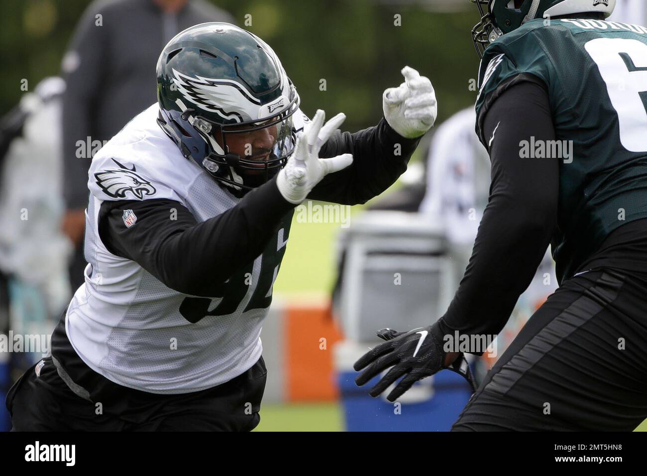 Philadelphia Eagles defensive end Derek Barnett (96) and offensive ...
