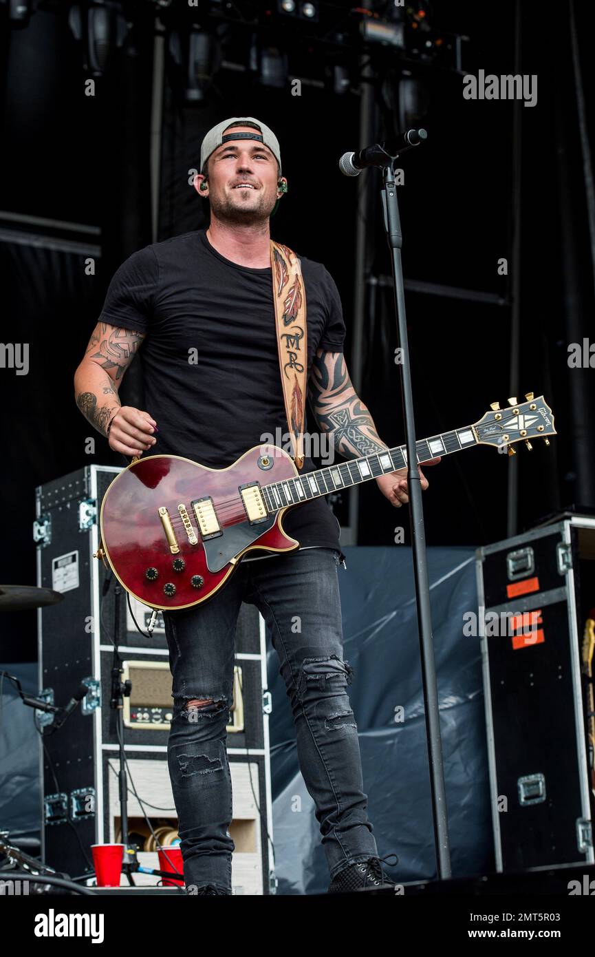 Michael Ray performs at the Faster Horses Music Festival in the ...