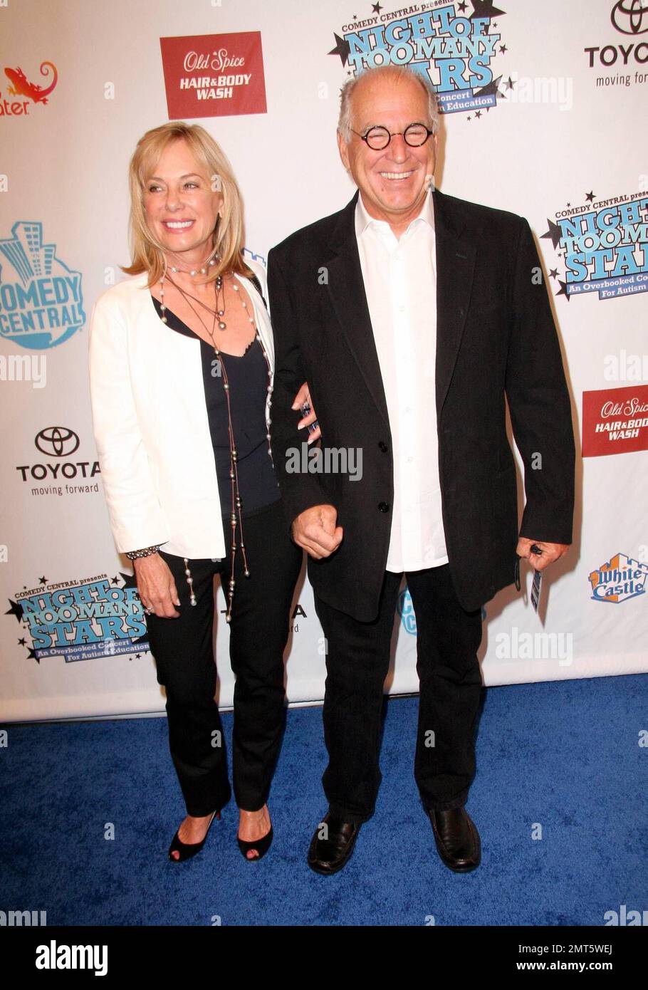 Jimmy Buffett (R) and wife Jane at Comedy Central's Night of Too Many ...