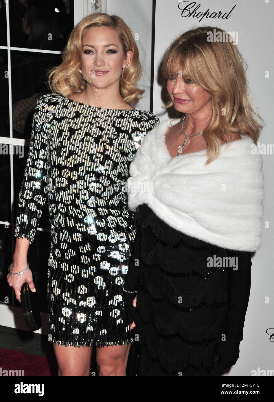 Kate Hudson and her mother Goldie Hawn at the premiere of Nine held at ...